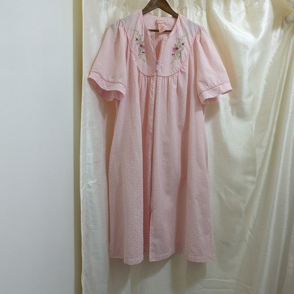 Secret Treasures | Intimates & Sleepwear | Vintage Pink Seersucker ...